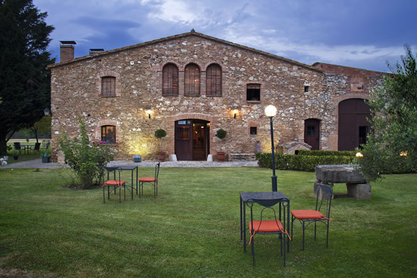 TOP 10 Hoteles Rurales con Encanto que no debes perderte. - Nomolesten.com