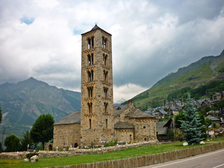 5 Escapadas de Fin de Semana por Cataluña. - Nomolesten.com